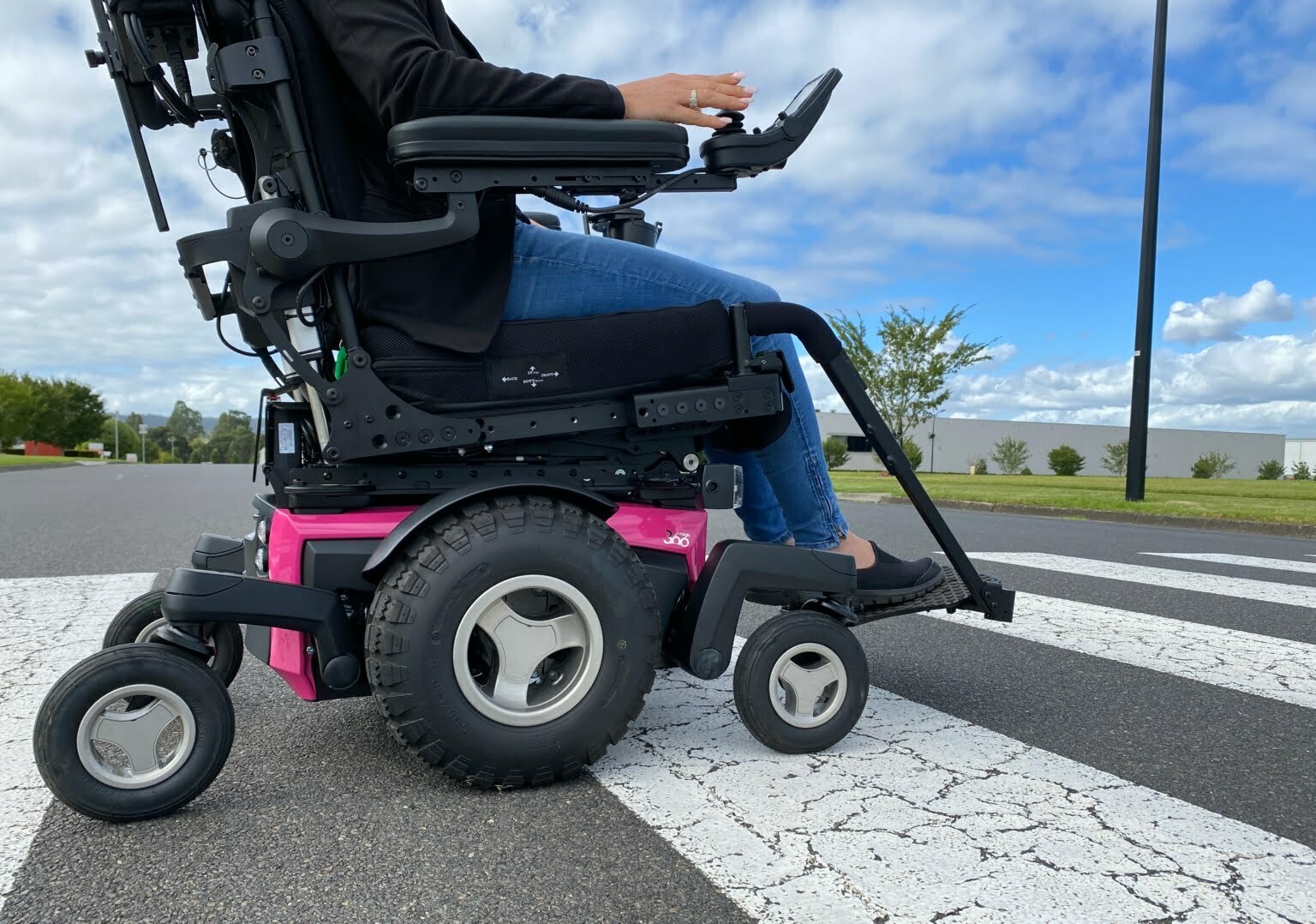 Crossover tyre option now available | Magic Mobility