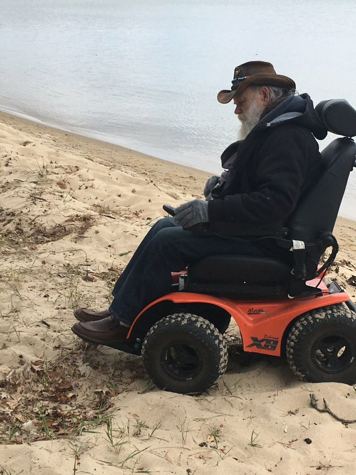 Tackling the rough terrain with Extreme X8 | Magic Mobility